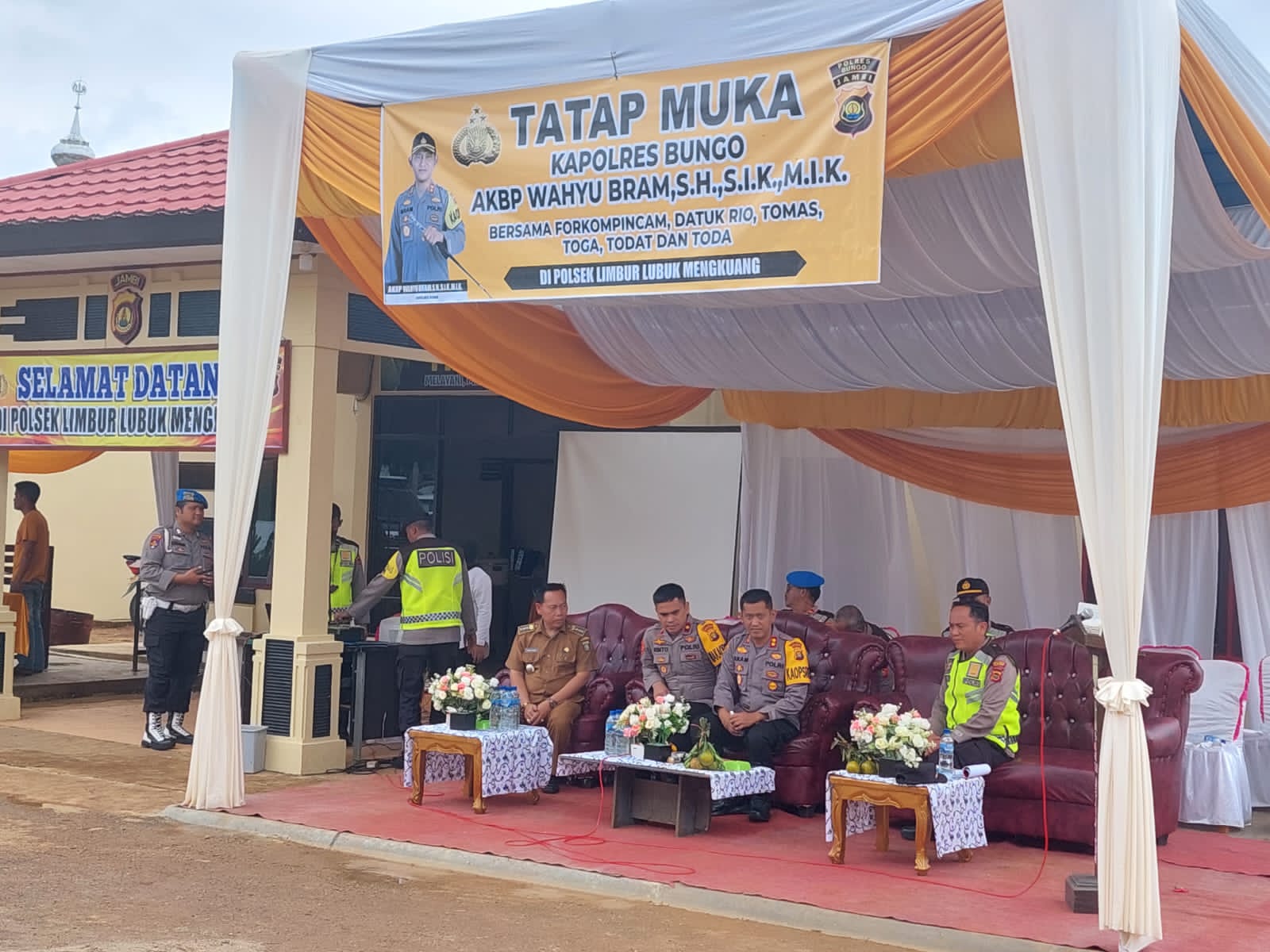 Kunjungan Kerja Ke Mapolsek Limbur Lubuk Mengkuang, Ini Pesan Kapolres ...